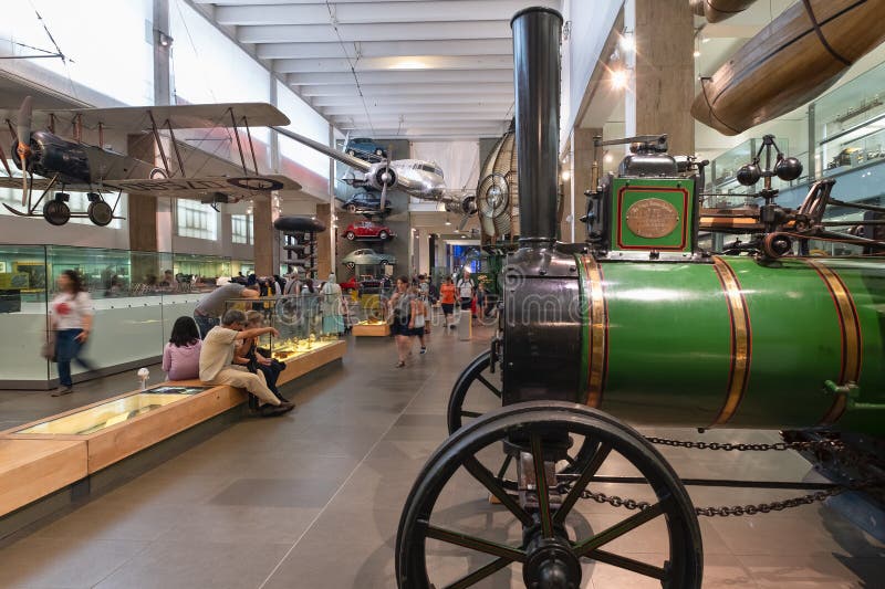 The Science Museum in London Editorial Stock Photo - Image of cultural ...