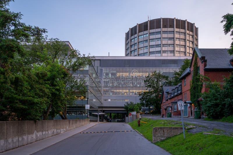 Sciences Complex on McGill University Campus Editorial Stock Photo ...