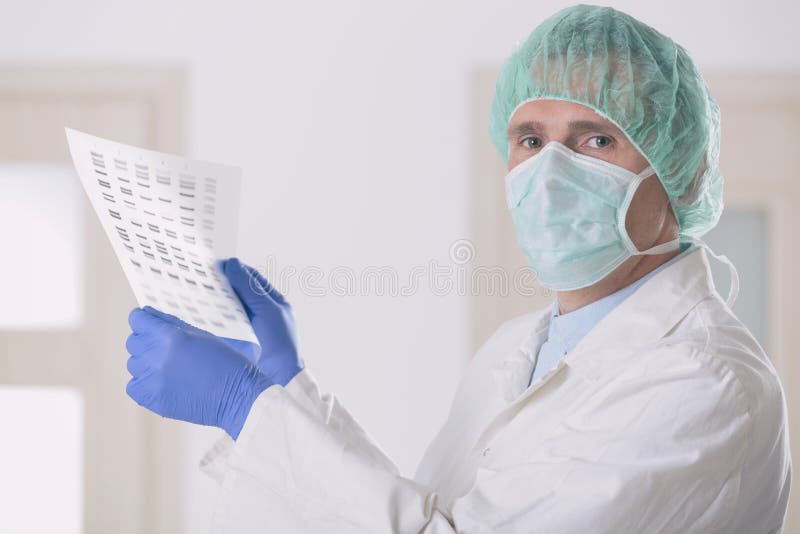 Scientist Analizing DNA Sequence Stock Image - Image of gene, discovery ...