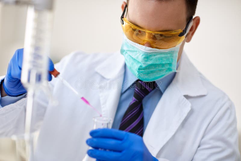 Scientist Performing Experiment Stock Image - Image of medicine ...