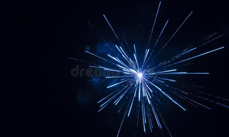 Scintille fotografia stock. Immagine di piacevole, scintille - 38344732