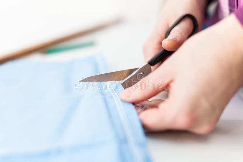 Scissors cutting tissue stock photo. Image of tissue - 37900806