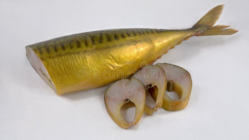 Scombro affumicato immagine stock. Immagine di nutrizione - 6863105