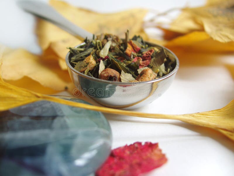 Scoop of tea stock illustration. Illustration of teaspoon - 8490365