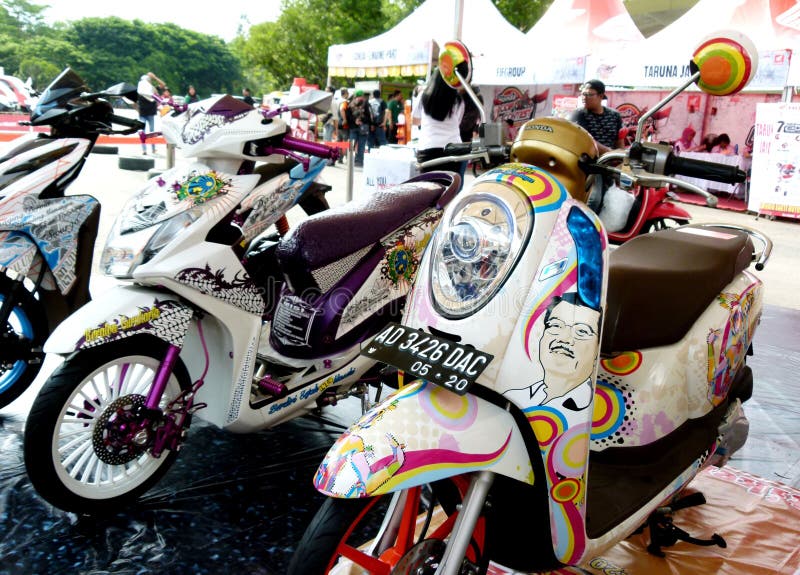 388 Scooter Modified Stock Photos - Free & Royalty-Free Stock Photos ...