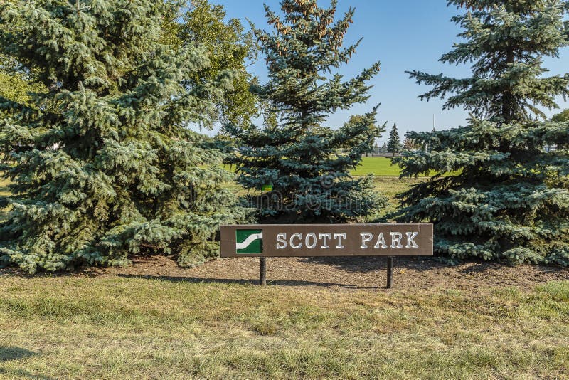 Scott Park in Saskatoon, Saskatchewan Editorial Stock Photo - Image of ...