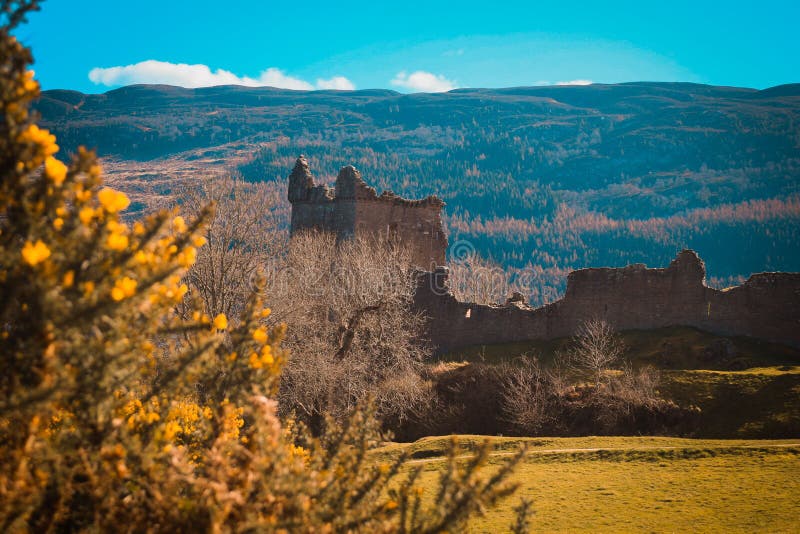 Scottish Highland Castle on a Sunny Day Stock Image - Image of historic ...