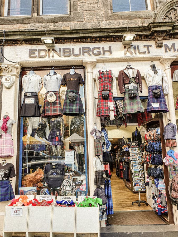 Scottish window shopping editorial photography. Image of bazaar - 186679532