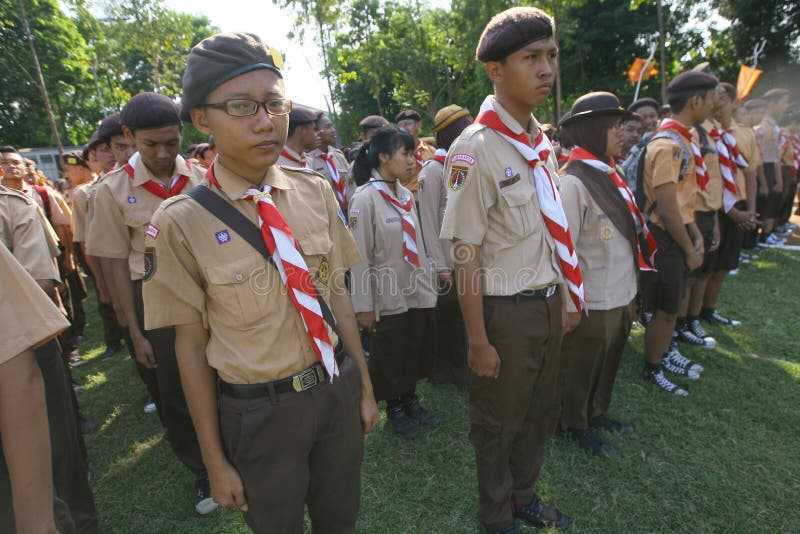 Scouts editorial image. Image of scouts, teens, city - 43865685