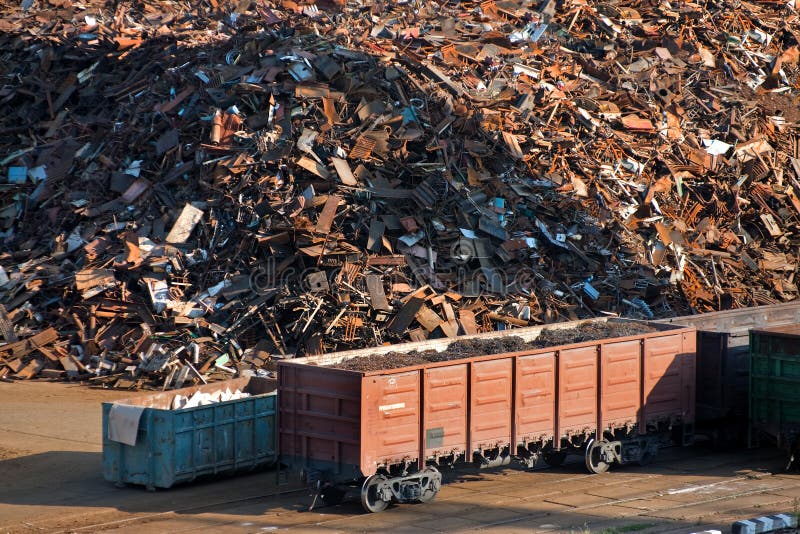 Truck Unloading Metal Scrap Stock Photo - Image of truck, machine: 18381844