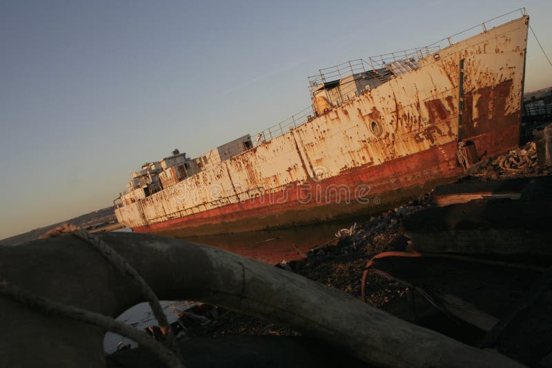 Ship scrapyard stock image. Image of ships, coast, cloud - 27203269