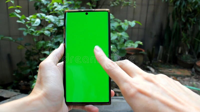 Scrolling the Smartphone Screen with Greenscreen, with Garden in the ...