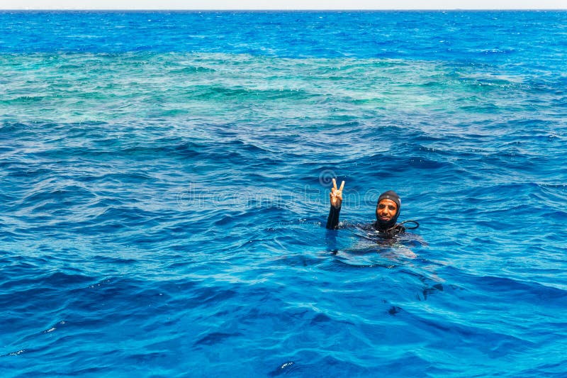 Scuba Diver Makes the Peace Sign Editorial Stock Image - Image of ...
