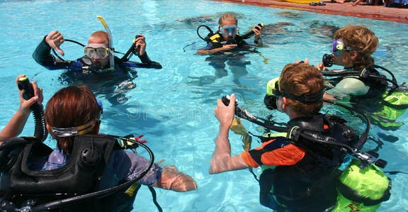 Scuba diving lesson stock image. Image of face, instructor - 2141231