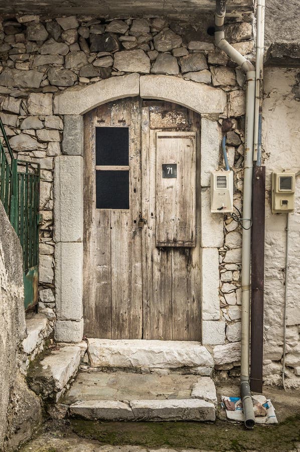 Scuffed Timber Door White House Stock Photos - Free & Royalty-Free ...