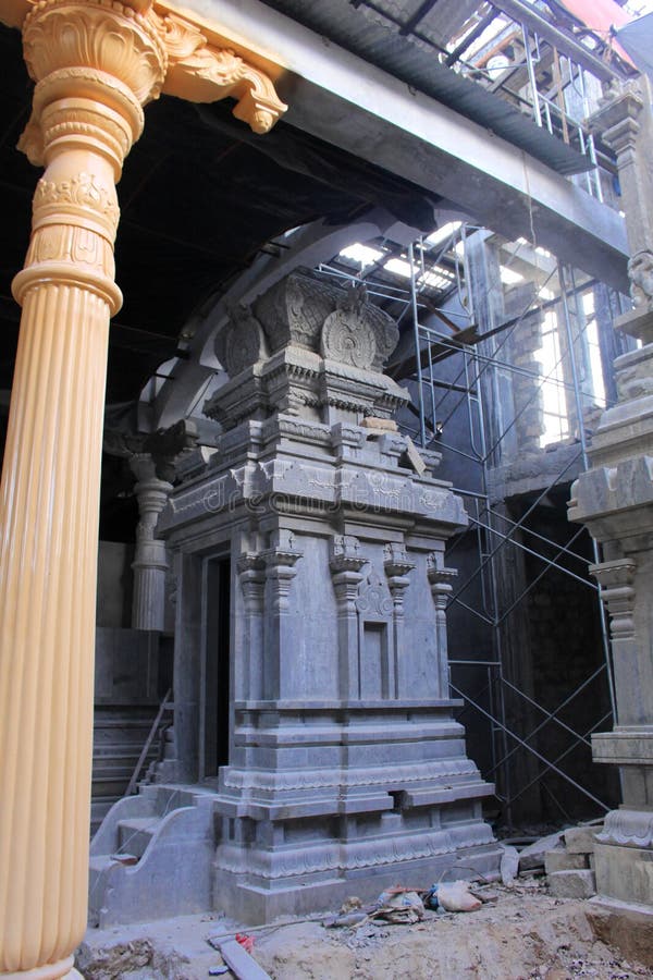 Sculpture de pierre photo stock. Image du ville, civilisation - 152917604