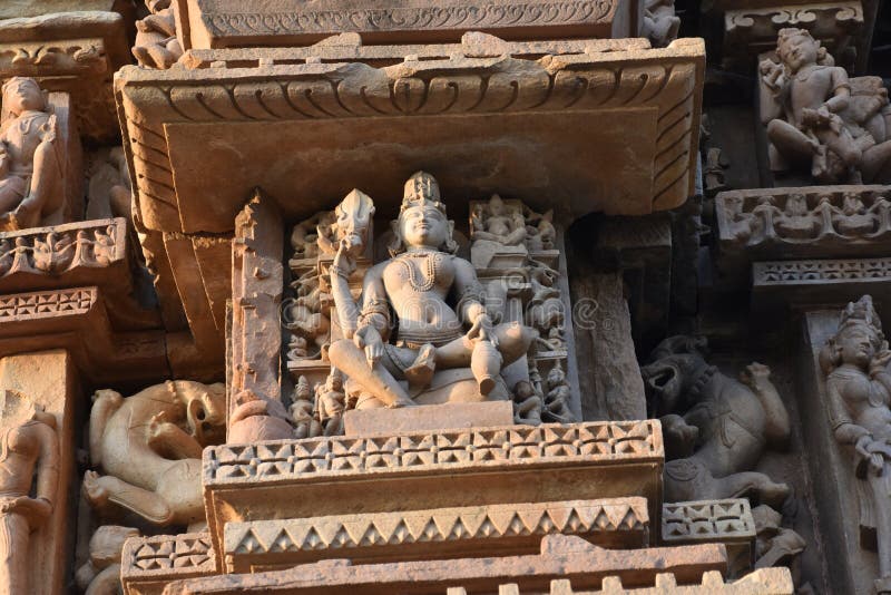 Dulha Dev Temple Architecture in Khajuraho Stock Image - Image of chain ...