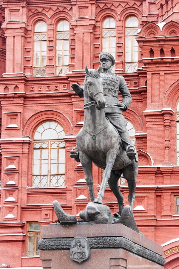 The Sculpture in Red Square, Moscow Editorial Stock Photo - Image of ...