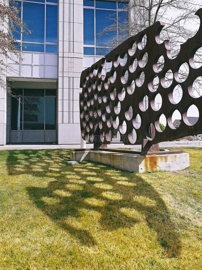 Sculpture and shadow editorial image. Image of interesting - 48439620