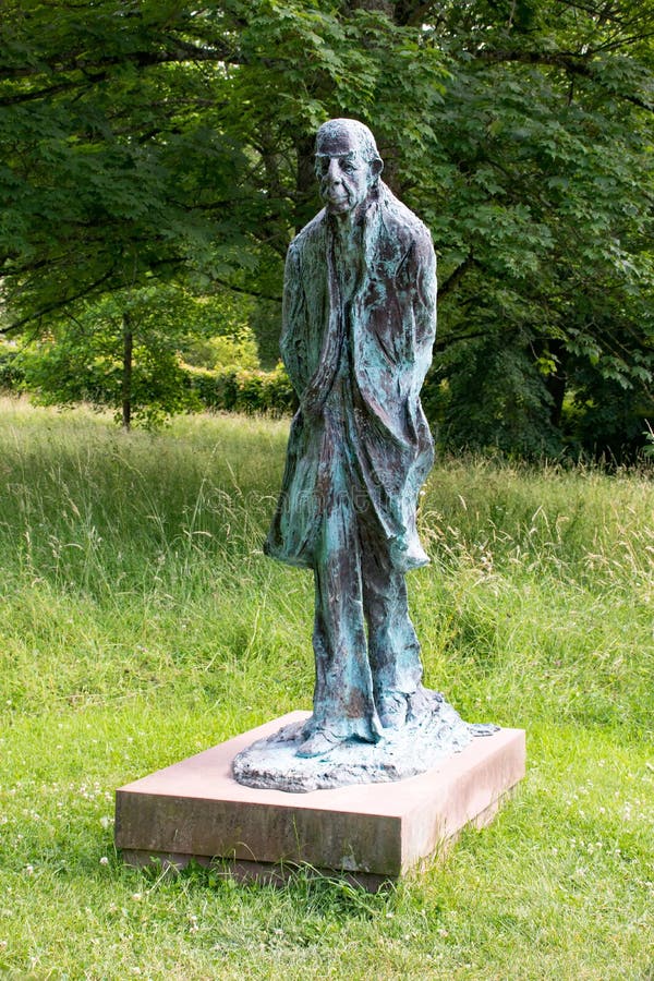 Sculpture, Statue, Monument, Grass Stock Image - Image of sculpture ...