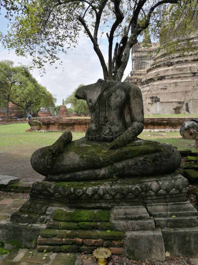 Sculpture, Statue, Tree, Monument Picture. Image: 124940283
