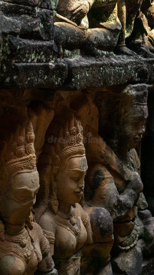 Sculpture on the Wall of a Temple in Angkor Wat, in Cambodia Stock ...