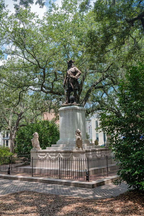Sculptures and Monuments on the Streets of Savannah, Georgia Editorial ...