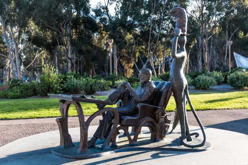 Sculture Sur Le Campus D'UCSD Du Dr. Seuss Theodor Geisel Photographie ...
