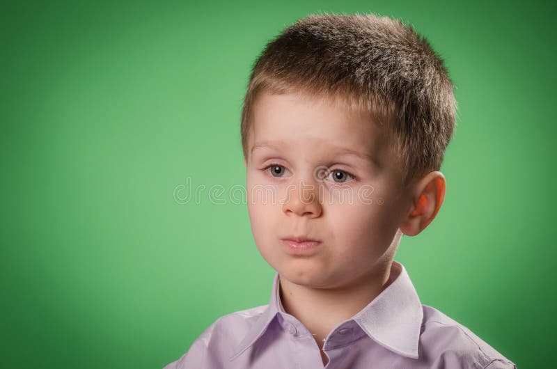 Se demander d'enfant photo stock. Image du enfant, expression - 15904818