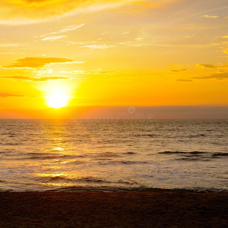 Bright Sunrise in Winter Above Lake of Eye of the Sea, Poland Stock ...