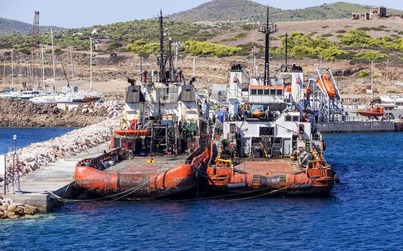 Sea Cleaner stock image. Image of cleaner, vessel, laurium - 77036741