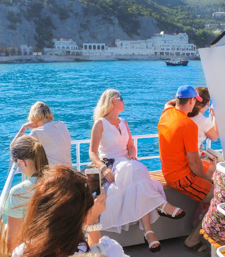 Vacationers on the ship. editorial stock photo. Image of boat - 99562838