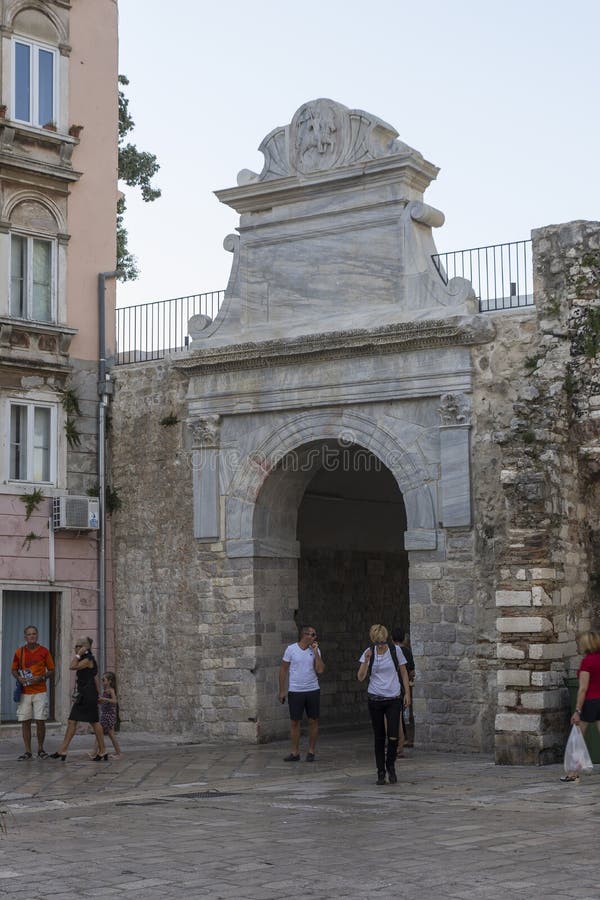 The sea gate in Zadar editorial photography. Image of rock - 74134122