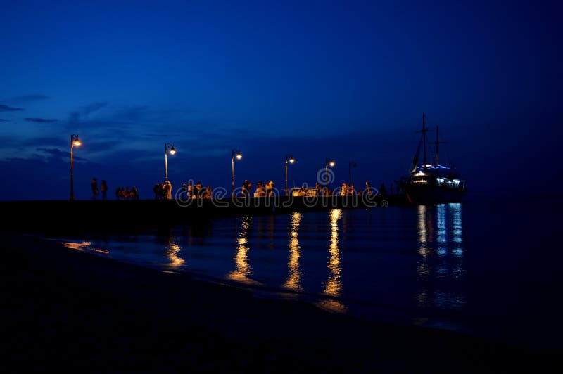 Sea, at night editorial photo. Image of reflection, nature - 118811111