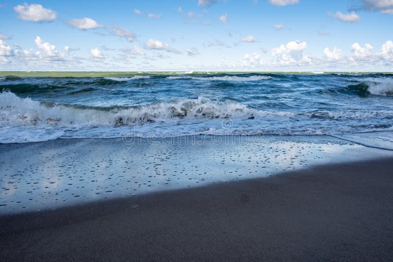 Sea shore scene and waves stock image. Image of green - 240523399