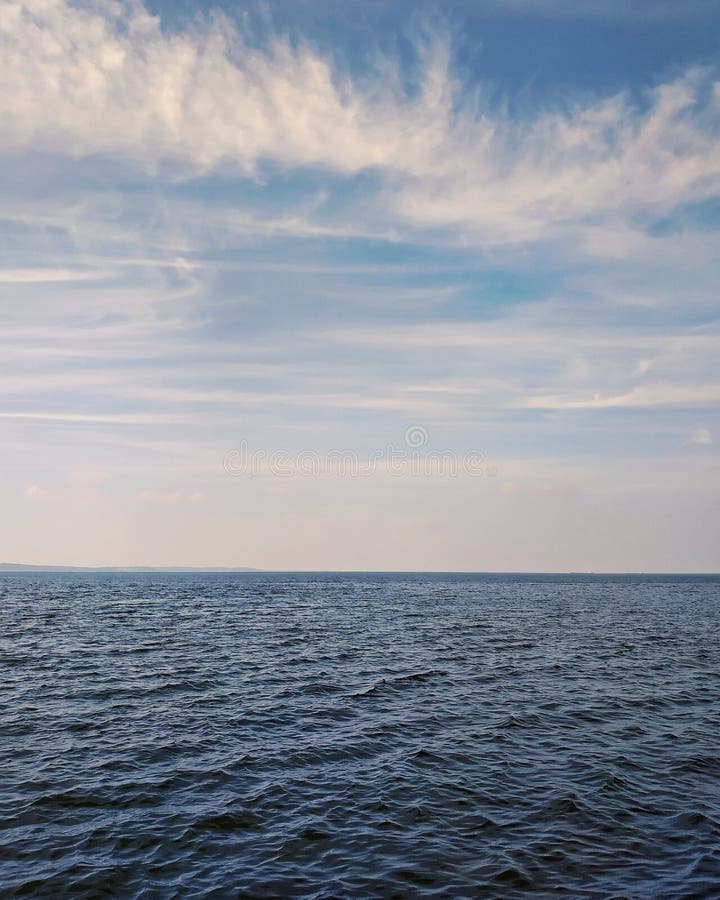 Sea side stock image. Image of horizon, side, water - 143732645