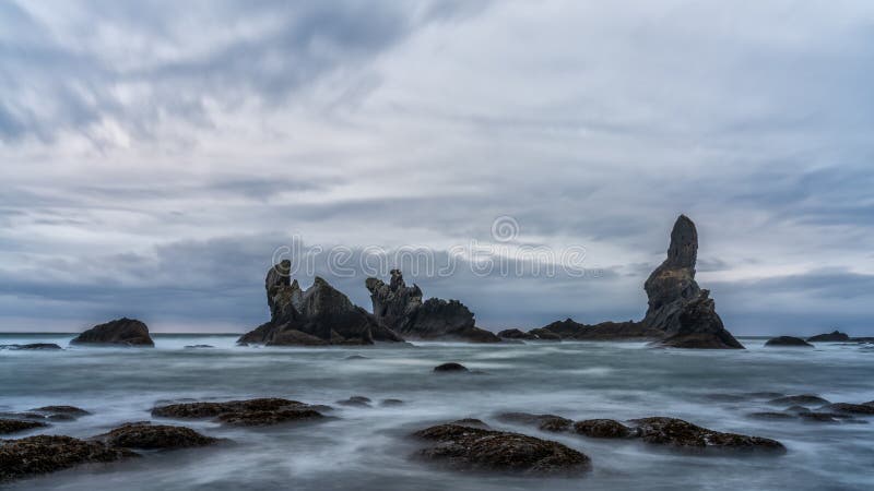 Sea Stacks Along the Ocean at Shi Shi Beach Stock Photo - Image of ...