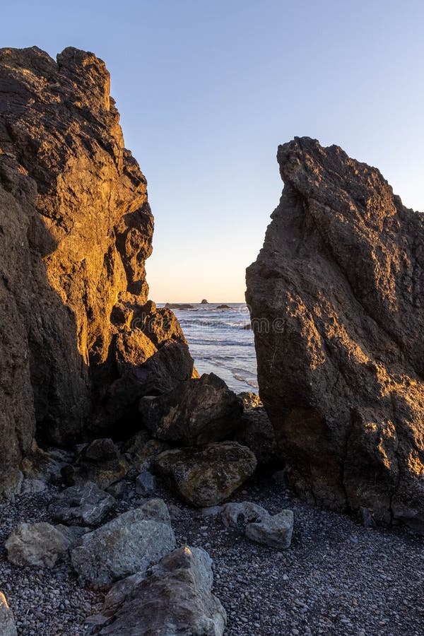 Sea Stacks on the Coast of Olympic National Park on Ruby Beach Stock ...