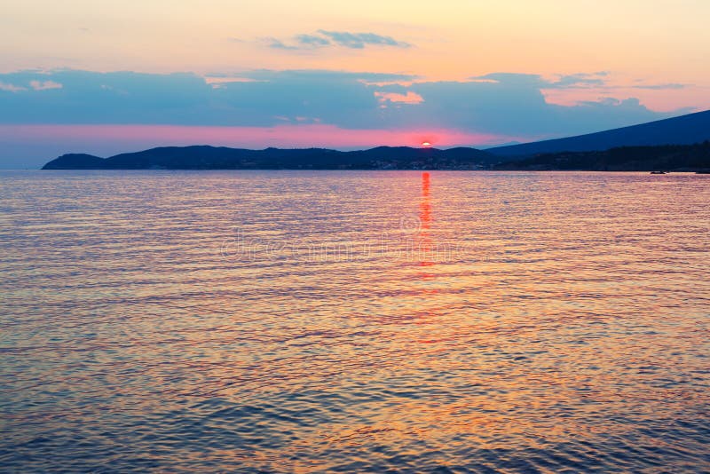 Sea Sunset in Natural Colors Stock Image - Image of warm, greece: 32309959