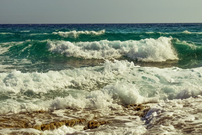 Sea, Wave, Ocean, Wind Wave Picture. Image: 125017430