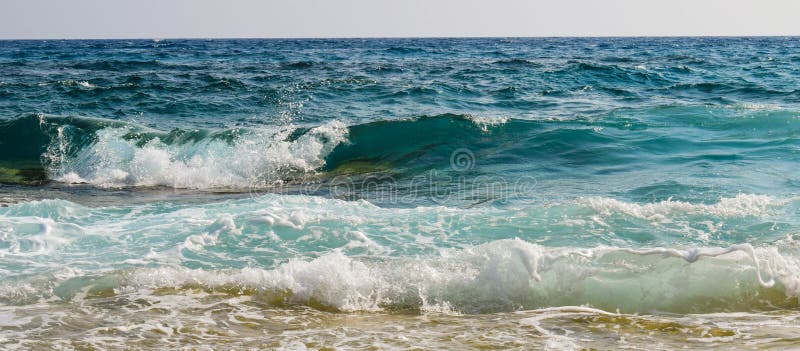 Sea, Wave, Wind Wave, Ocean Picture. Image: 107789143