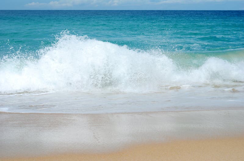 Sea waves on the beach stock image. Image of tranquil - 24924225