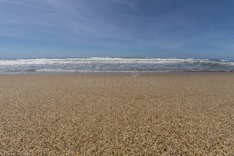 Sea with Waves in the Foreground on the Shoreline Stock Image - Image ...