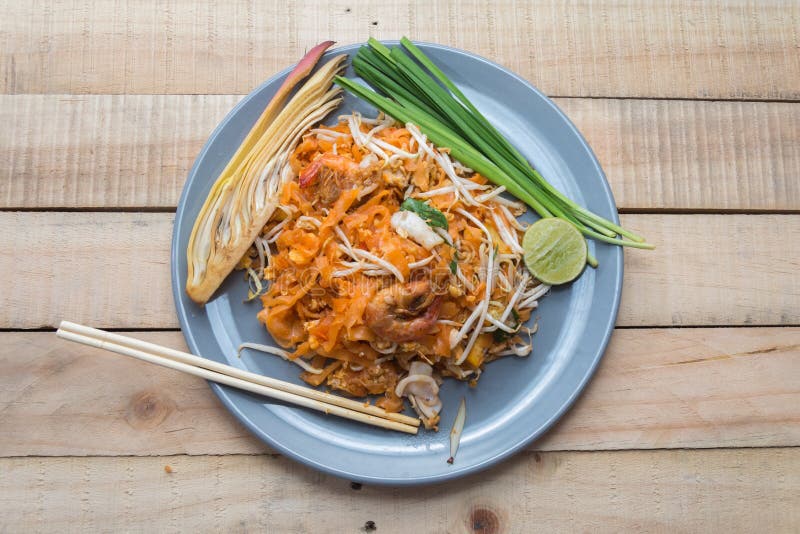 Seafood pad thai on plate stock image. Image of healthy - 106448183