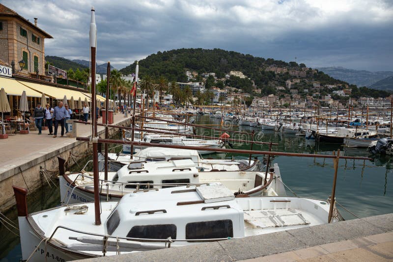 The Seafront and Harbour at Port De Soller with Yachts and Boats, Spain ...