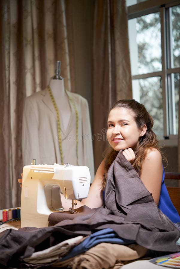 Seamstress Sewing in Studio Stock Image - Image of atelier, studio ...