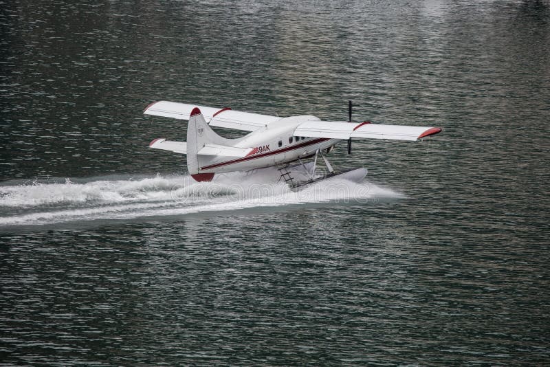 Seaplane in Alaska editorial stock photo. Image of pacific - 75214583