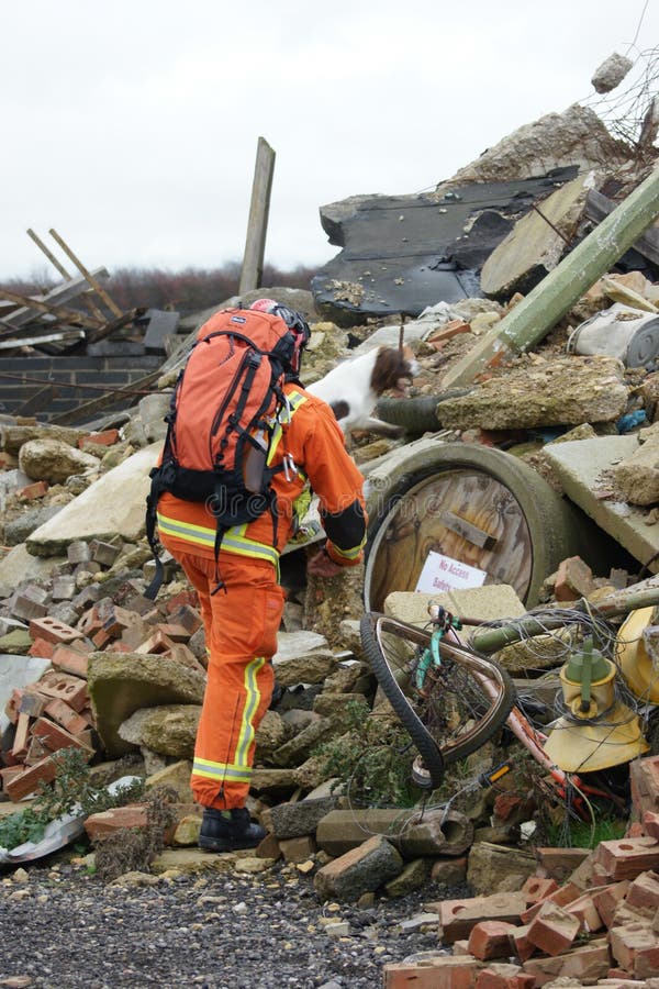 Building Collapse, Disaster Zone Editorial Photography - Image of city ...