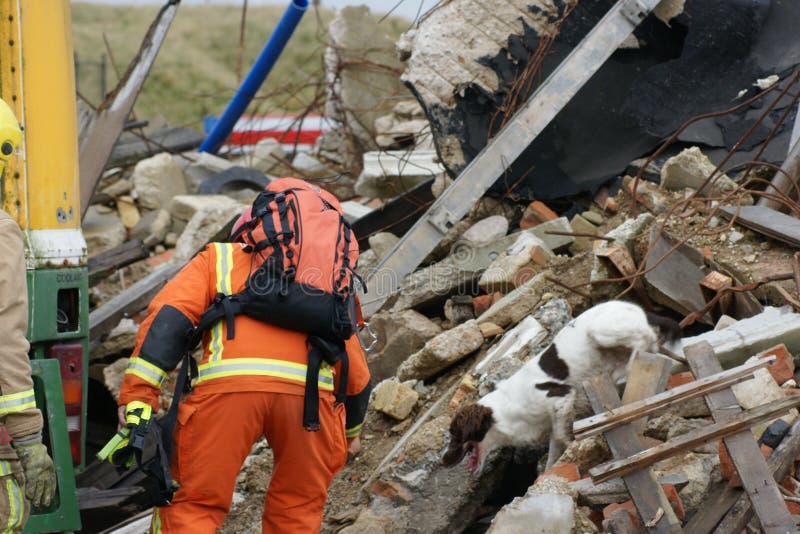 Building Collapse, Disaster Zone Editorial Photo - Image of ...