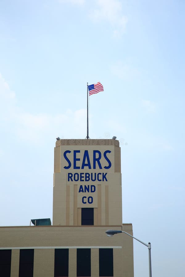 Sears Store editorial photo. Image of city, retail, chain - 29632076